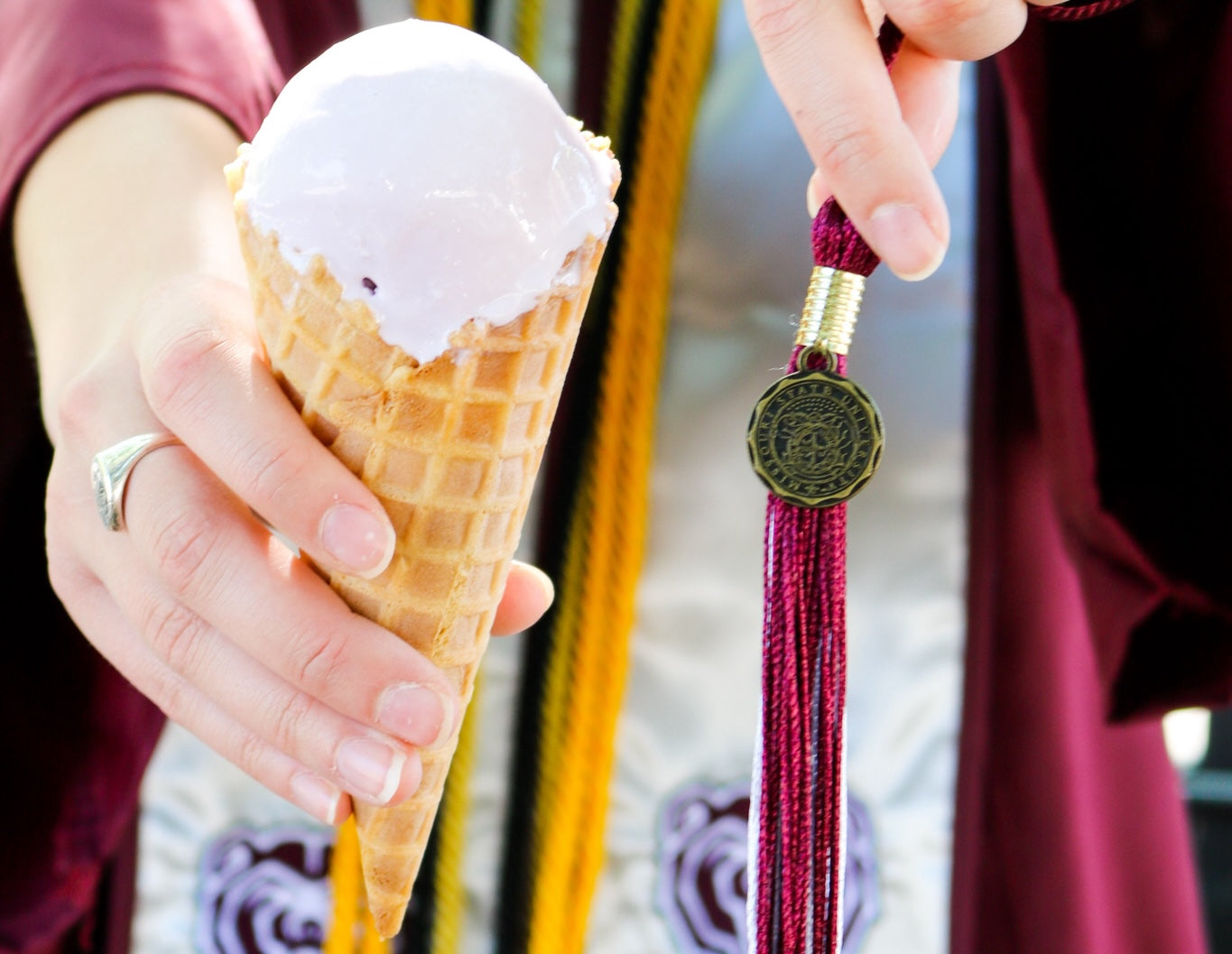 Sweet Celebrations: Desserts for a Graduation Party with Clementine's ...